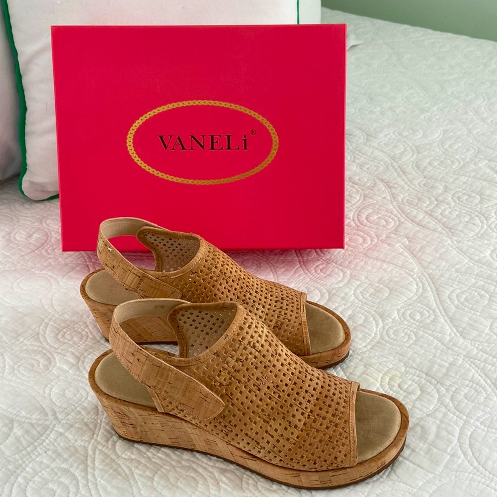 Vaneli Cilla Natural Cork Sandals - Gem